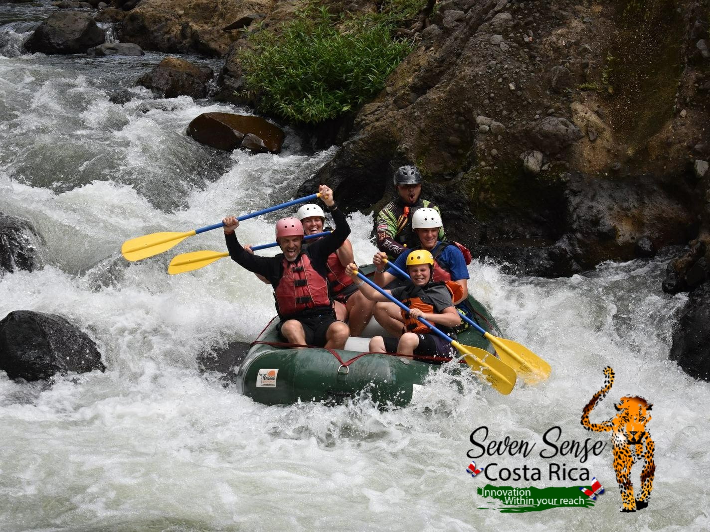 Wild Water Rafting Level III y IV – Seven Sense Costa Rica